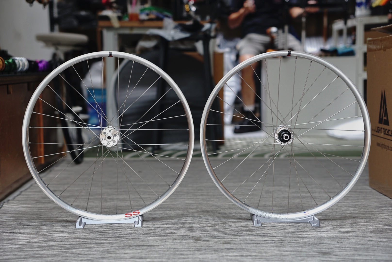 Velocity Blunt SS // Velo Orange Grand Cru Disc – BuiltWheels
