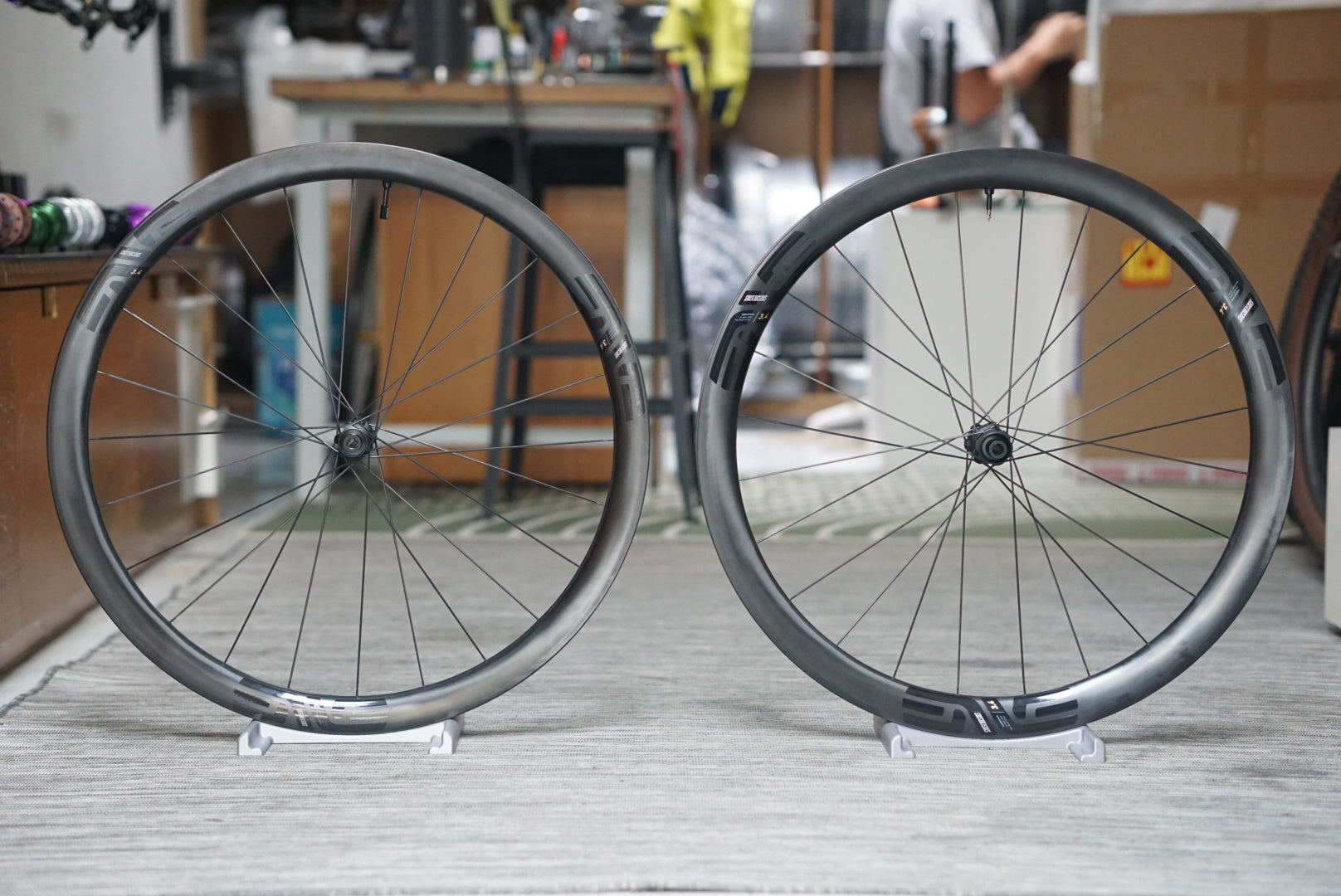 ENVE SES 3.4 // DT Swiss 180 – BuiltWheels
