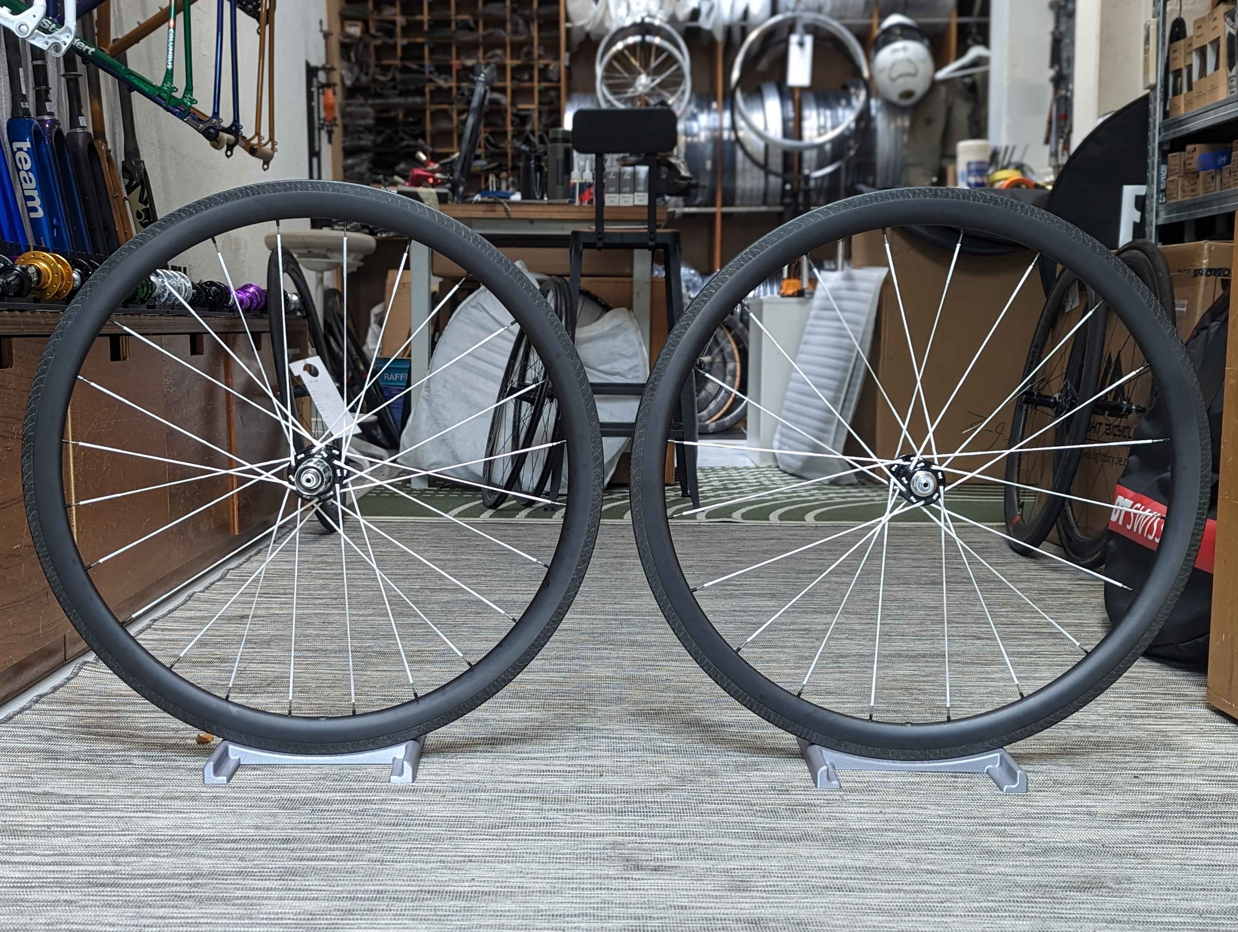 Farsport Kaze 40 // Chris King R45 – BuiltWheels